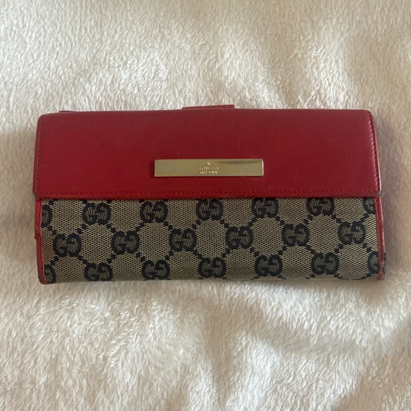 Gucci | Bags | Vintage Gucci Gg Logo Canvas Leather Long Bifold Wallet ...